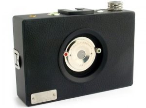 Hand Crafted Vintage Style Metal Pinhole Camera Art - RUGIFT